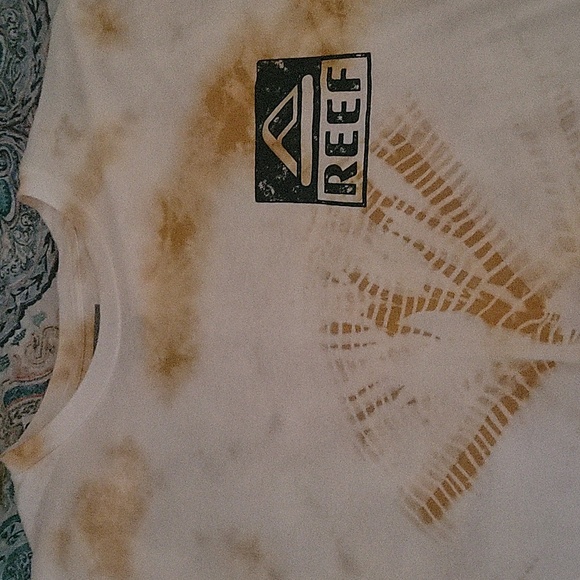 Reef | Shirts | Short Sleeve Reef Tee Shirt | Poshmark